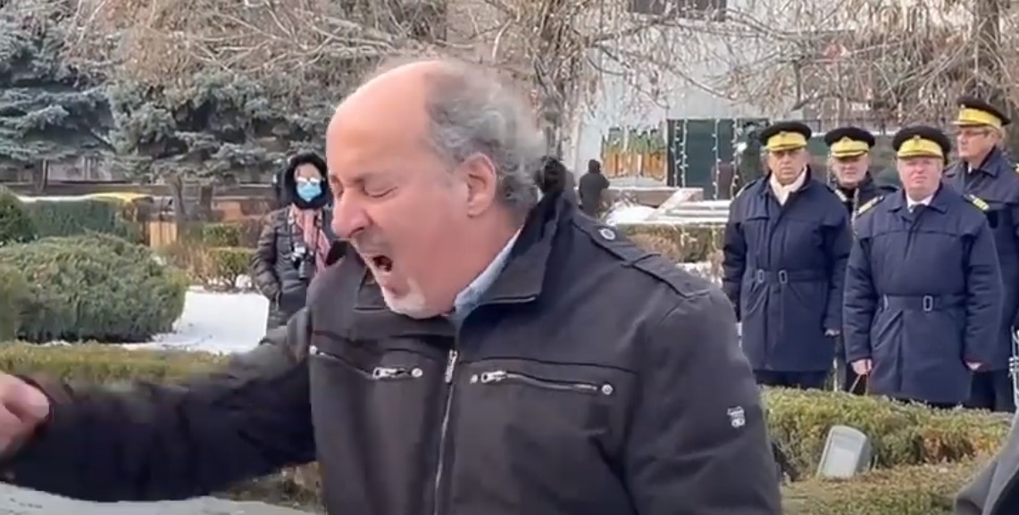 Da, maestre Ilie Gâlea, mai trezește-i pe nemernici! (imagini cu ...